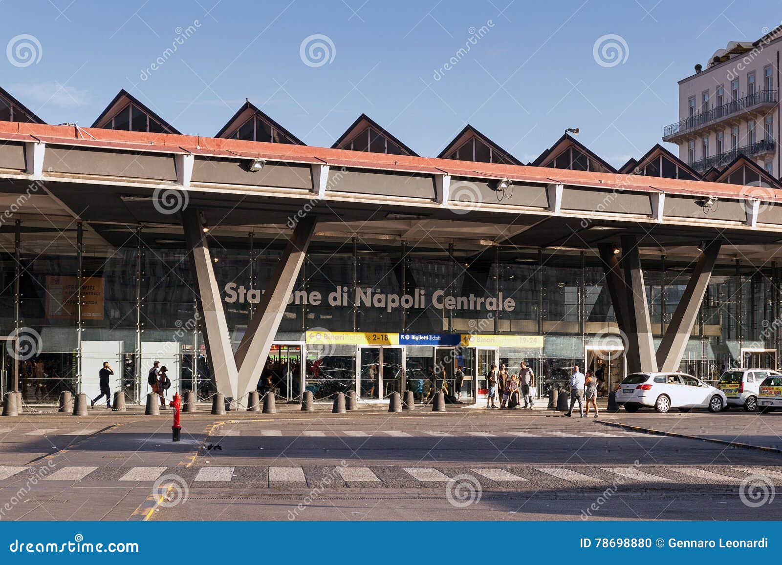 Naples Central Station Garibaldi Editorial Image - Image of urban ...