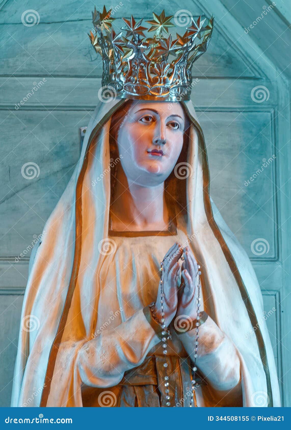 Statue of the Blessed Virgin Mary Editorial Image - Image of catholic ...