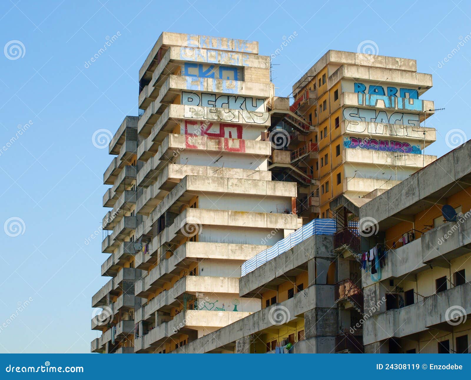 Naples seglar scampia fotografering för bildbyråer. Bild av risk - 24308119