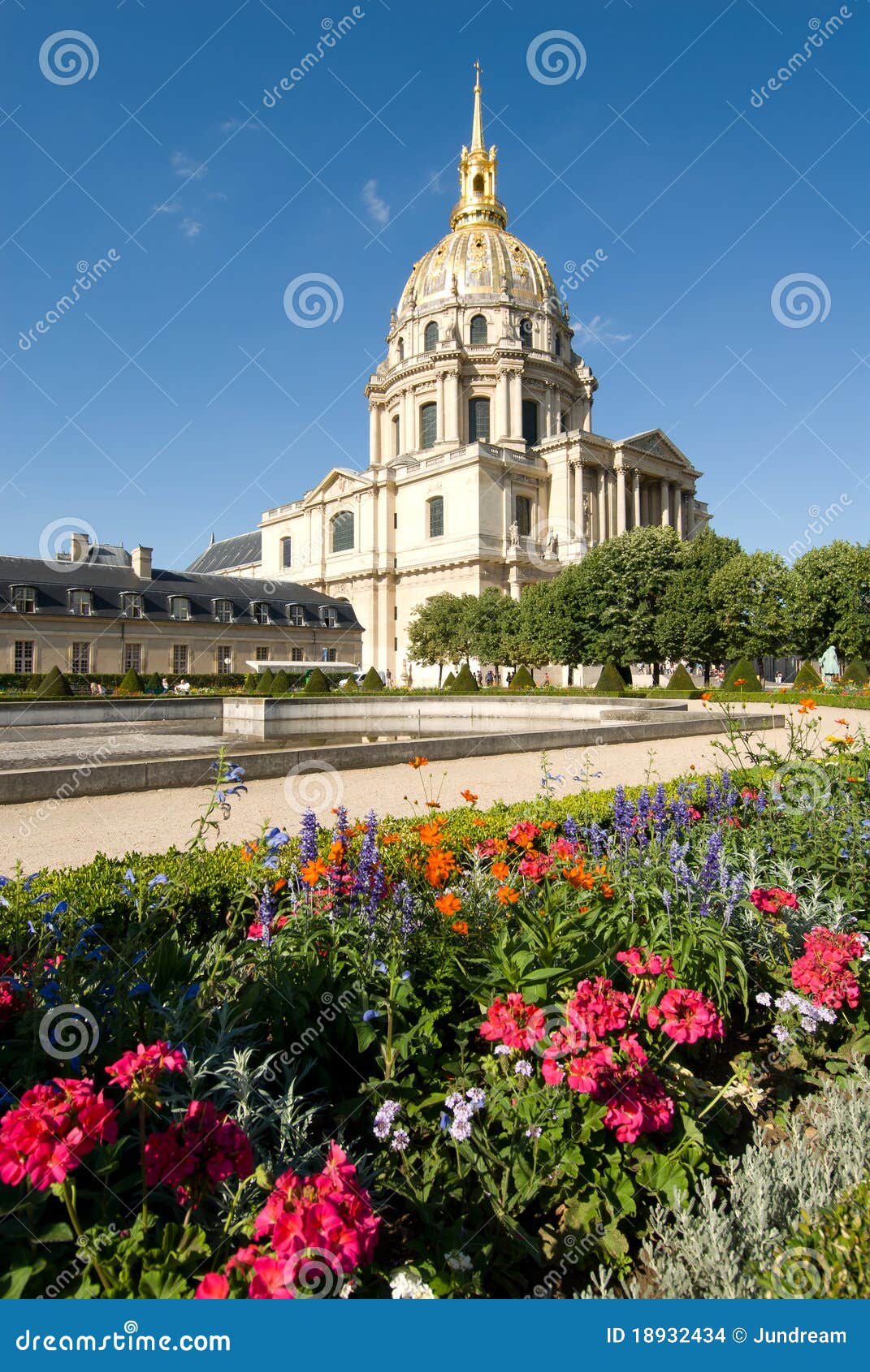 Napoleon S Tomb at Les Invalides Stock Photo - Image of hall, historic ...