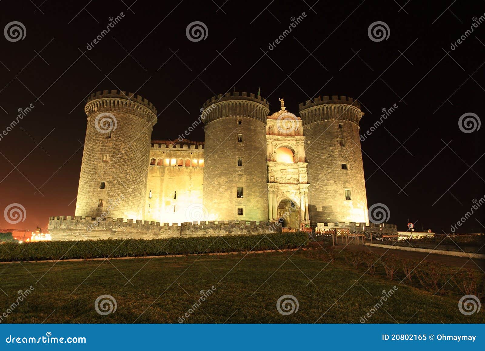 Napoli Castel Nuovo stock image. Image of tourism, medieval - 20802165