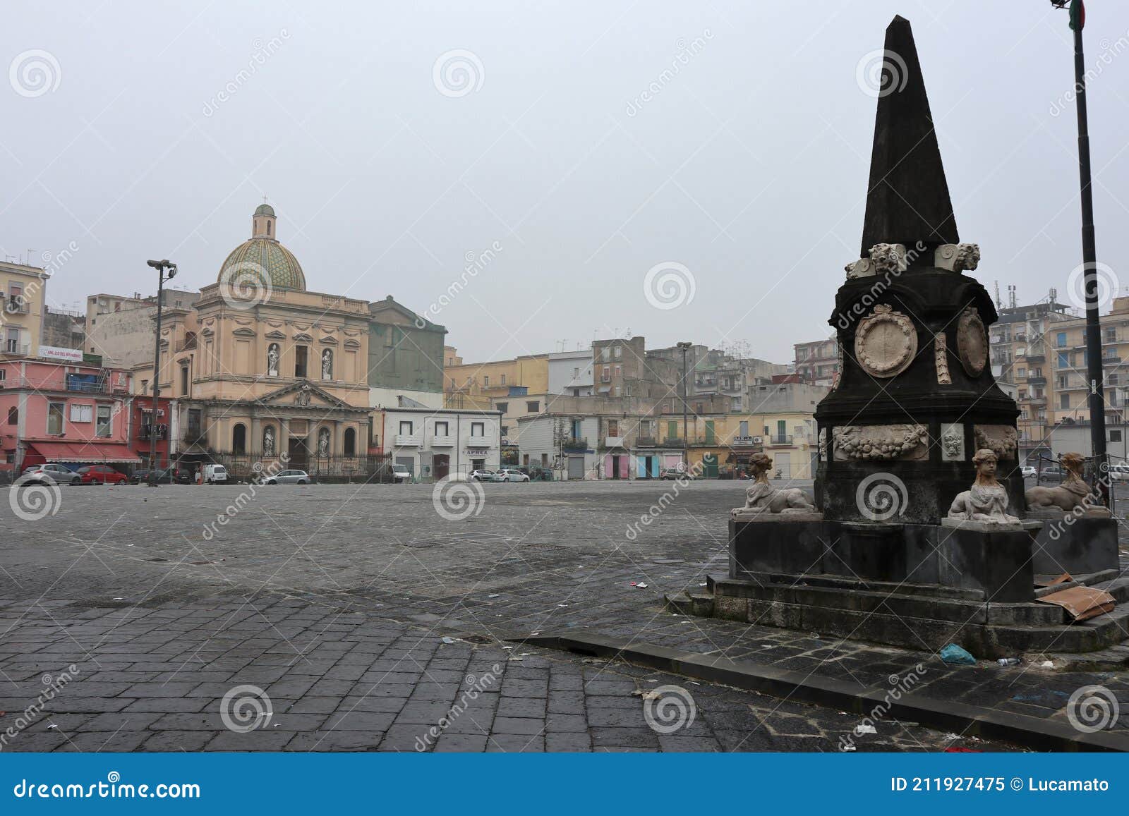 Napoli - Piazza Mercato editorial image. Image of historic - 211927475
