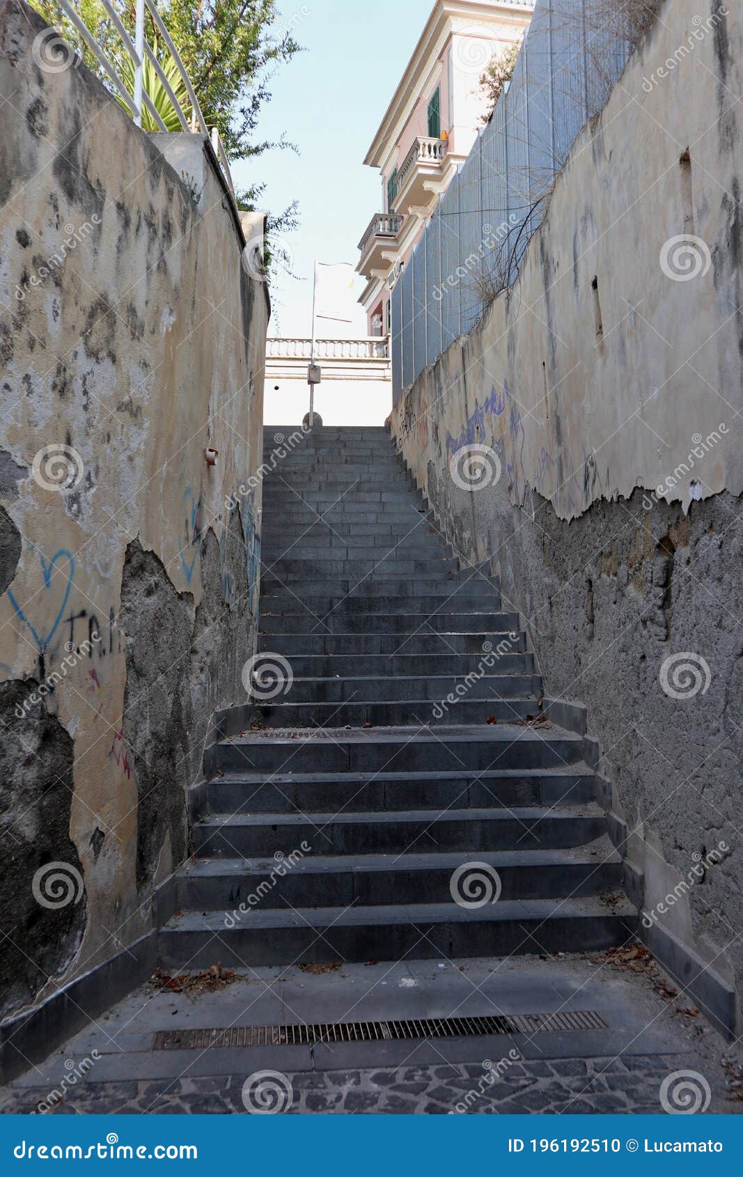 Napoli - Scalinata Che Scende Verso Marechiaro Stock Photo - Image of ...