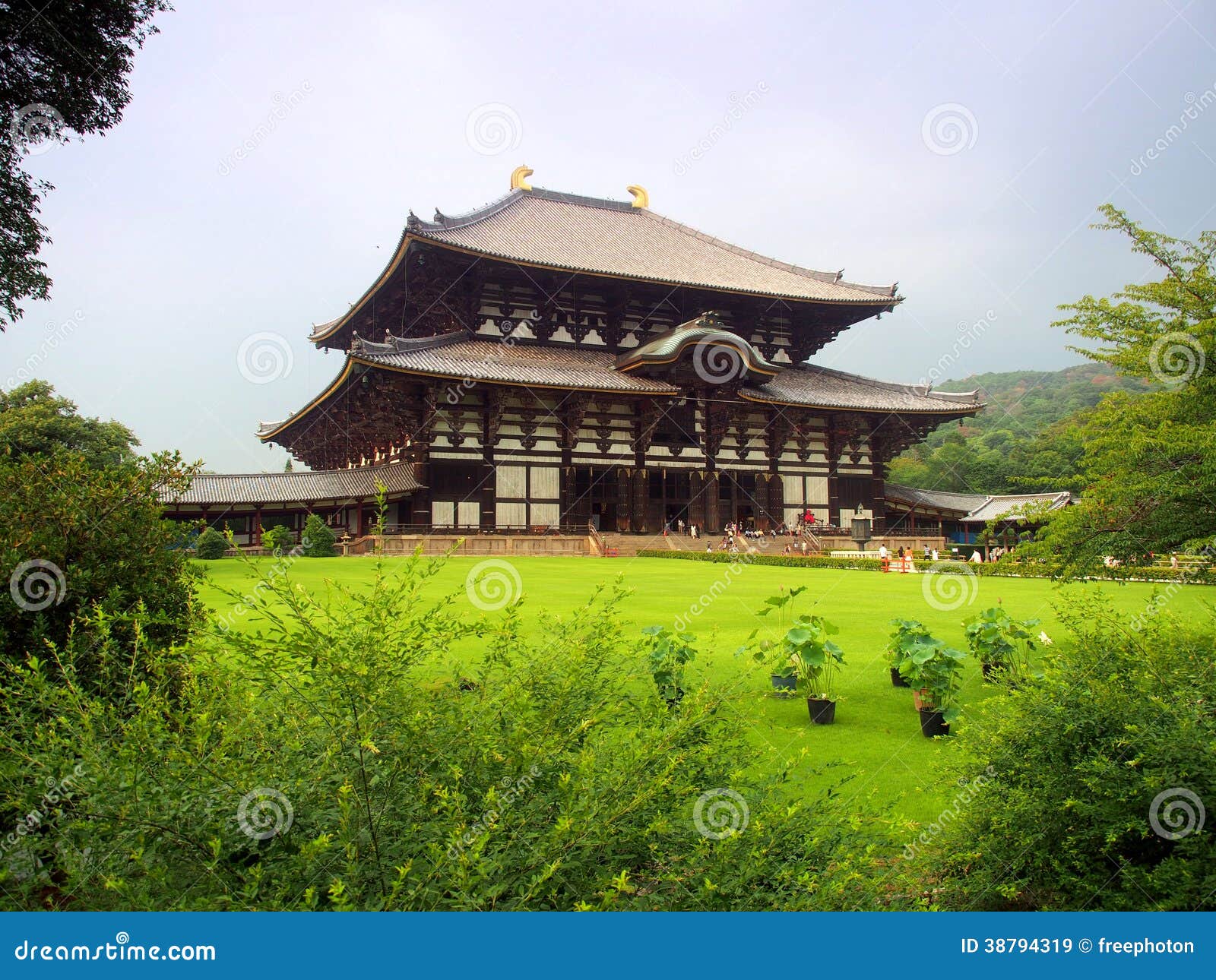 Nara todaiji temple japan editorial stock image. Image of wide - 38794319