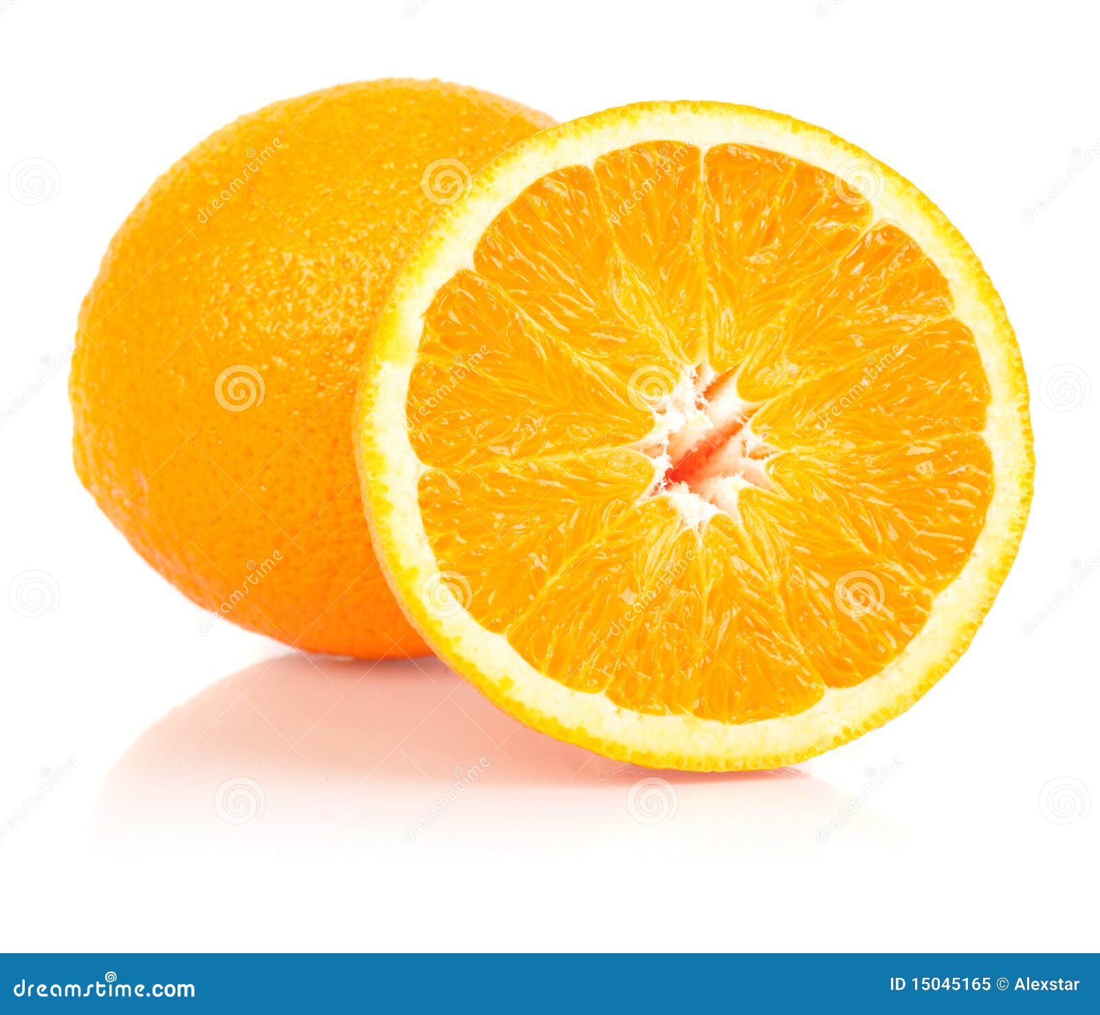 Naranja Entera Y Partida En Dos Imagen de archivo - Imagen de fresco ...