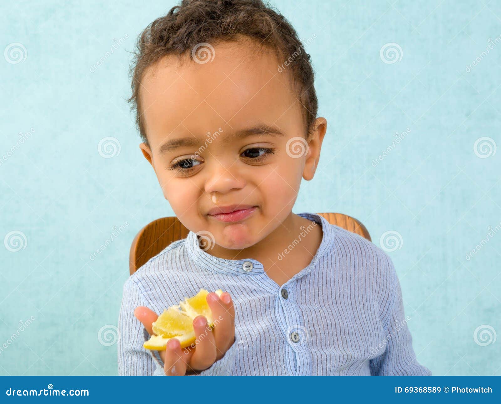 Nariz mocosa imagen de archivo. Imagen de persona, étnico - 69368589