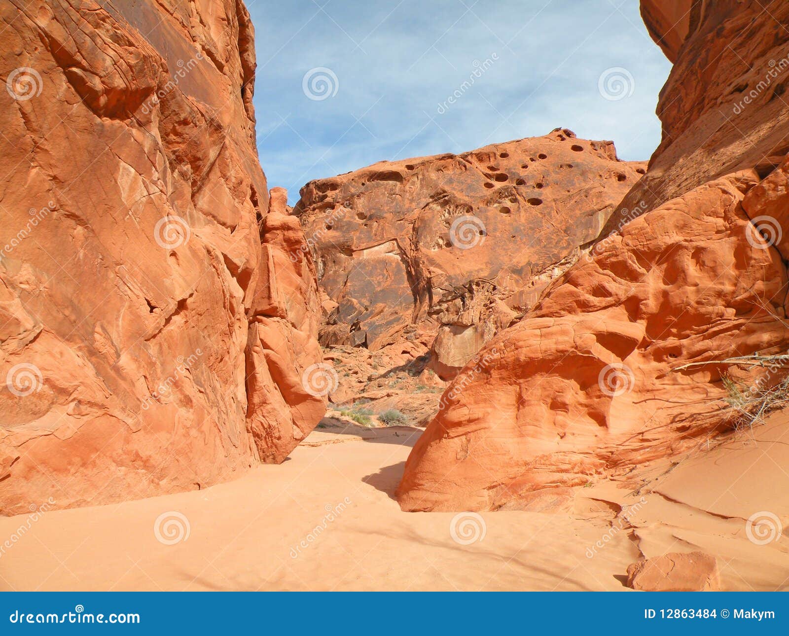 Narrow canyon stock photo. Image of recreation, hike - 12863484