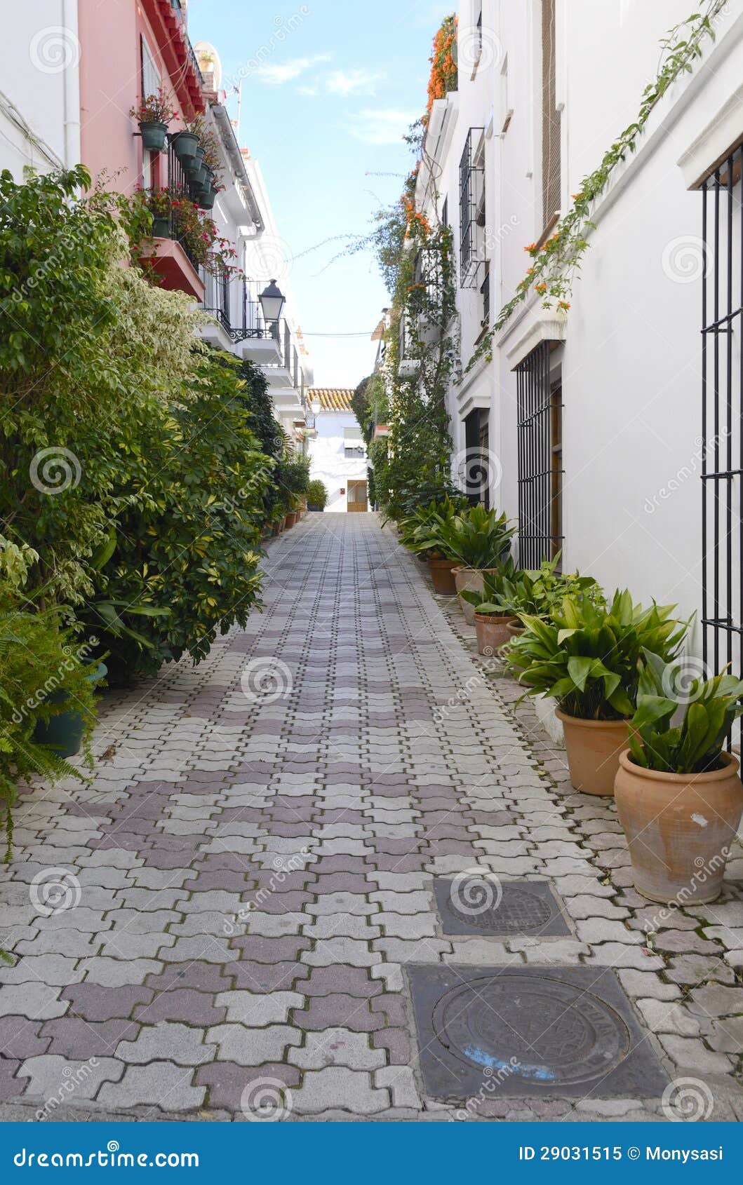 Narrow street stock image. Image of mediterranean, traditional - 29031515