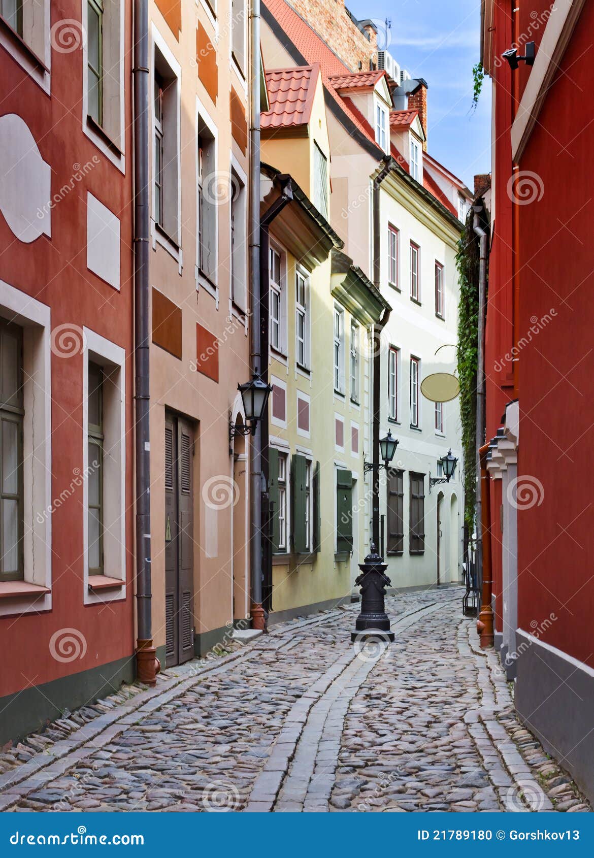 Narrow Street in Old Riga, Latvia Stock Photo - Image of baltic, plant ...