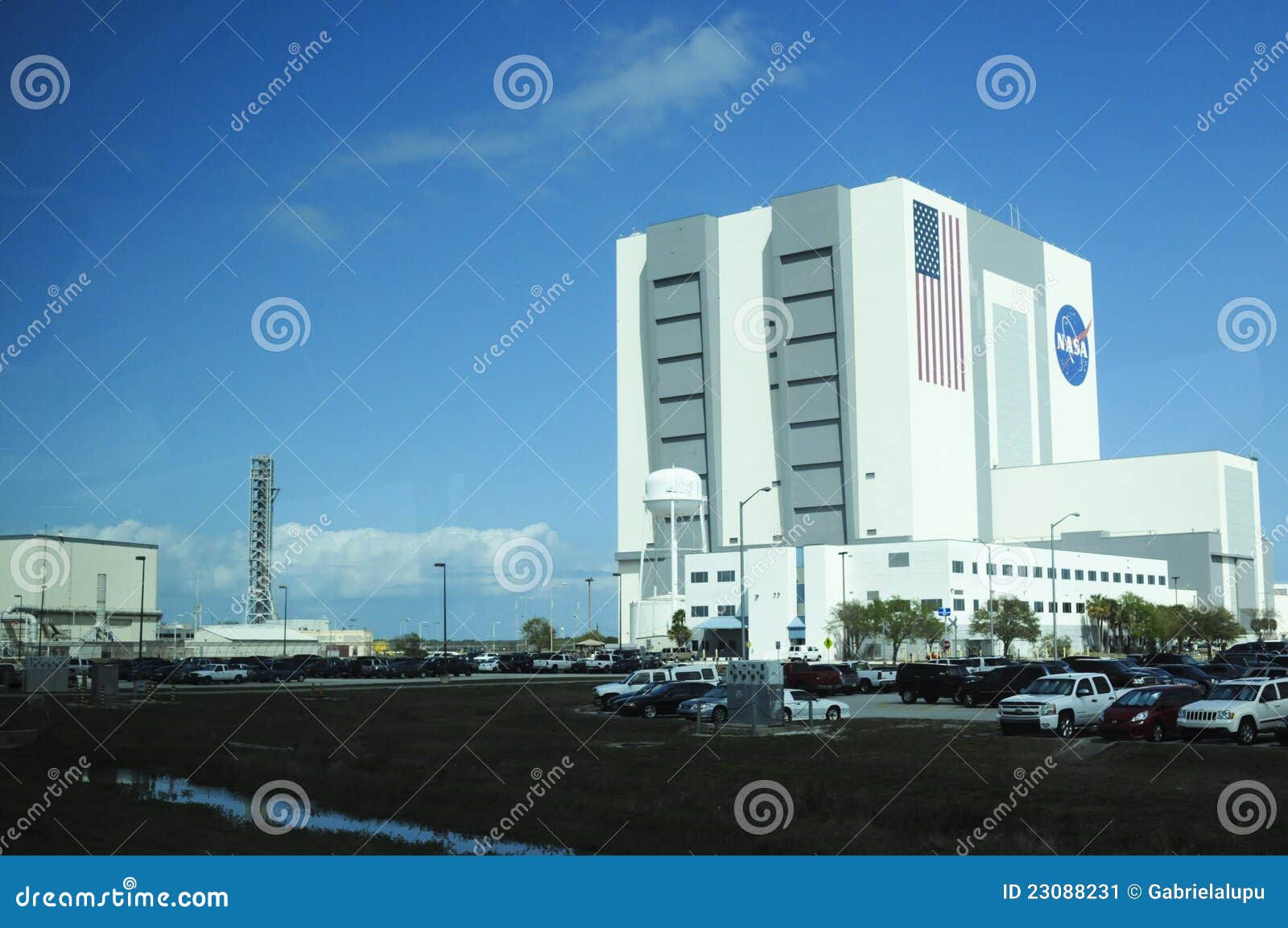 NASA building editorial photo. Image of headquarters - 23088231