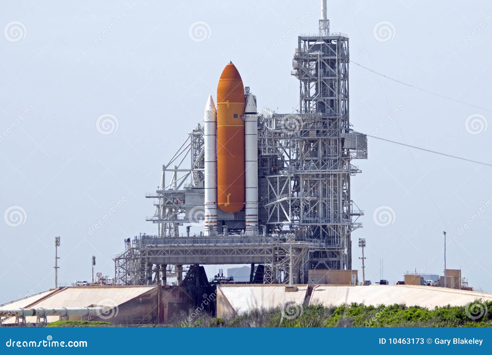 NASA Space Shuttle Endeavour, STS-127 Editorial Stock Photo - Image of ...