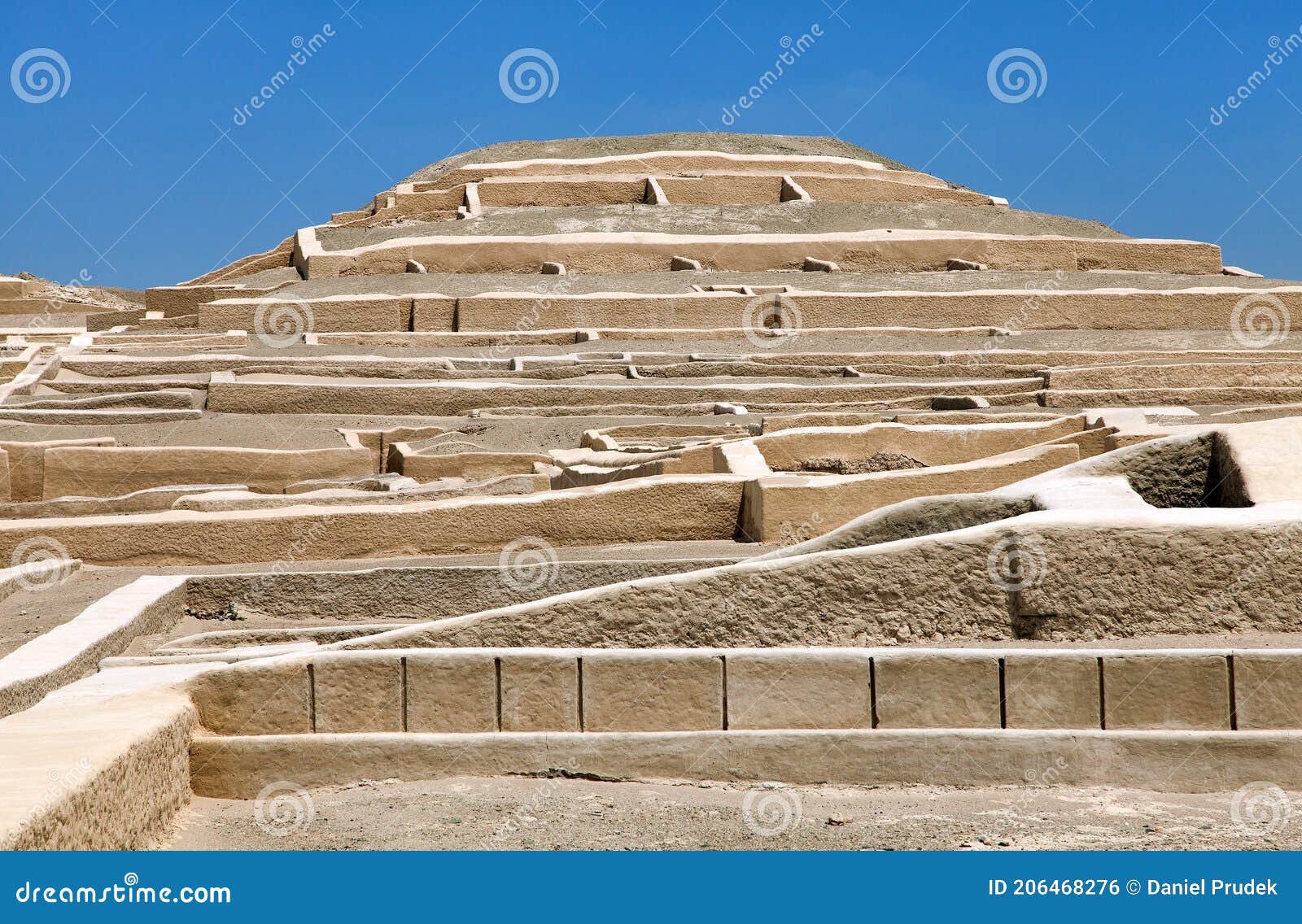 Nasca or Nazca Pyramid at Chahuachi in Peru Stock Photo - Image of ...