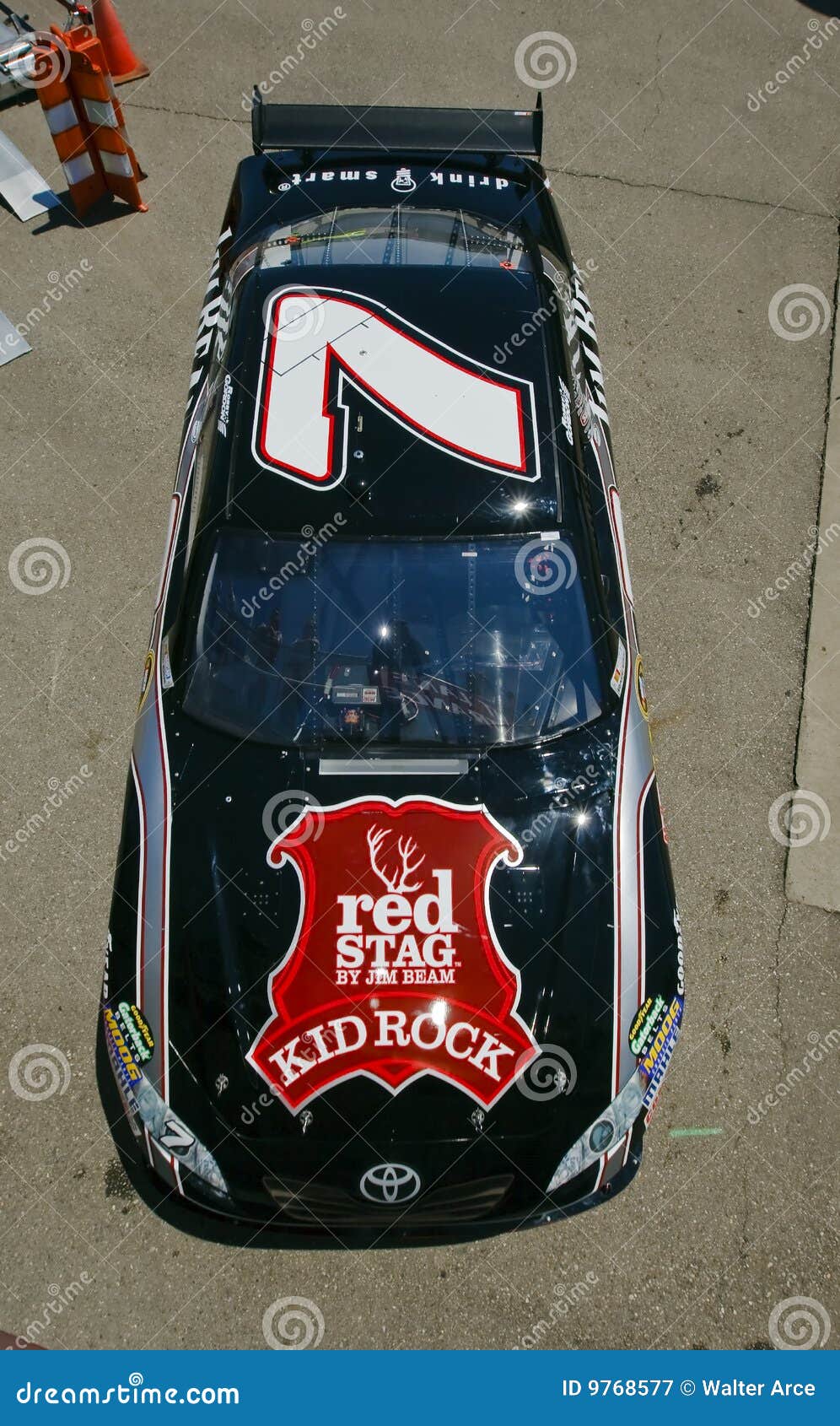 NASCAR: 12 De Junio Lifelock 400 Fotografía editorial - Imagen de taza ...