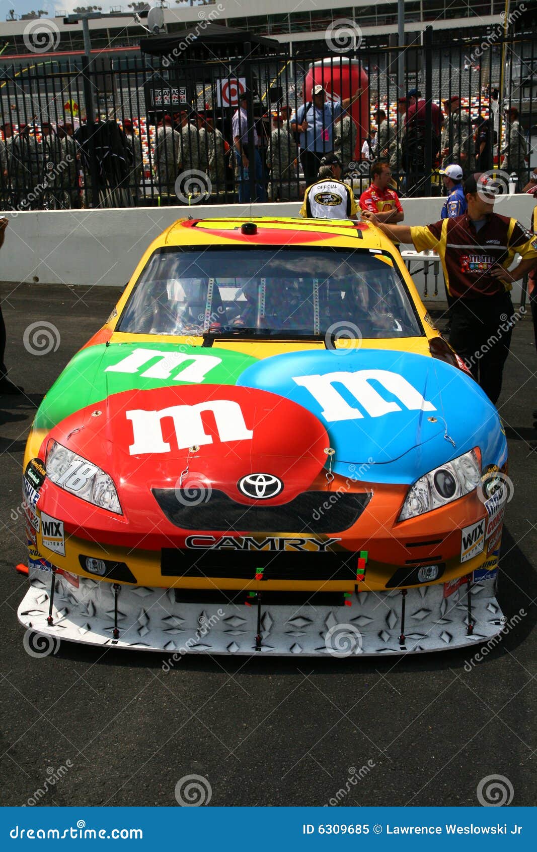 NASCAR - #18 Kyle Busch M&Ms Editorial Image - Image of excellence ...