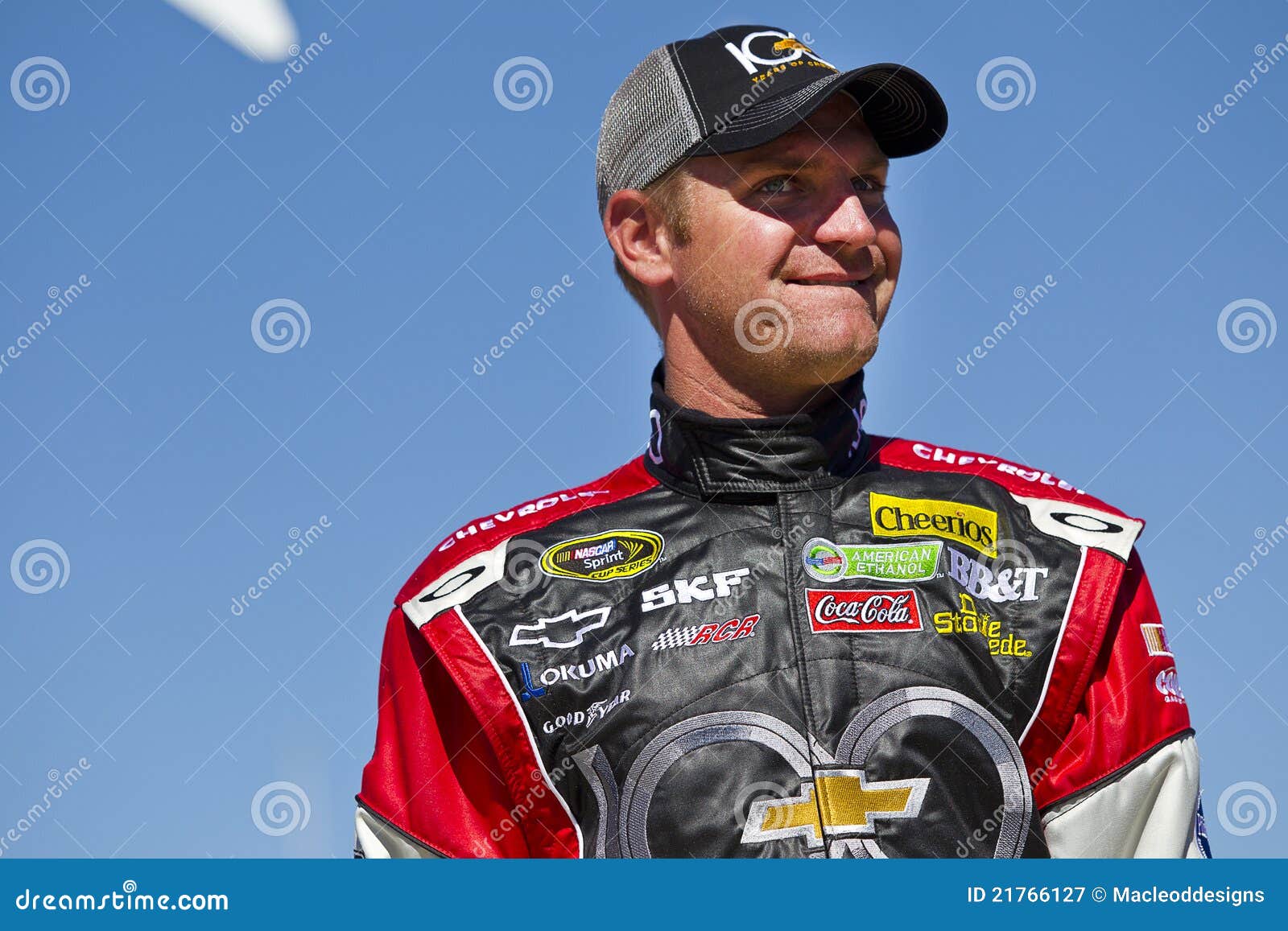 NASCAR: Clint Bowyer editorial photography. Image of sprint - 21766127