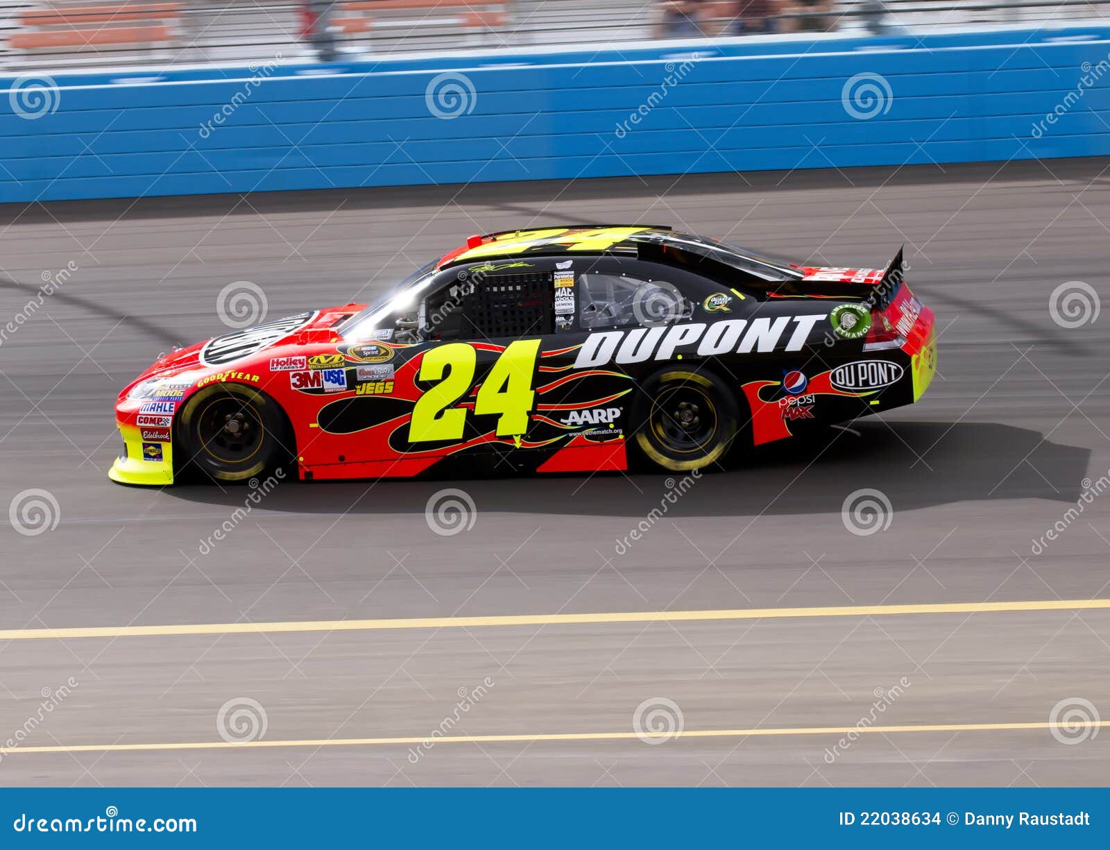 NASCAR driver Jeff Gordon editorial stock image. Image of mile - 22038634
