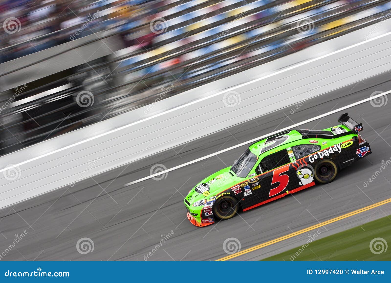 NASCAR: February 11 Gatorade Duel 1 Editorial Image - Image of auto ...