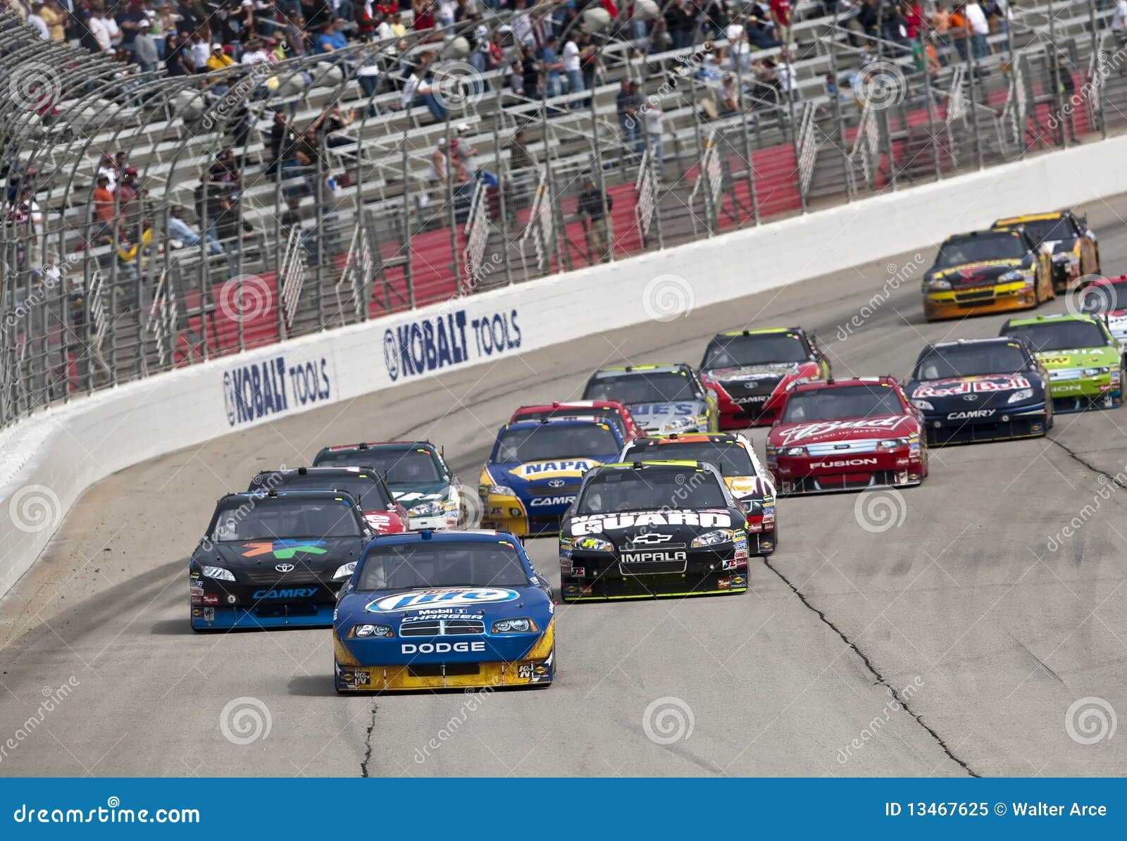 NASCAR: March 7 Kobalt Tools 500 Editorial Image - Image of automobile ...