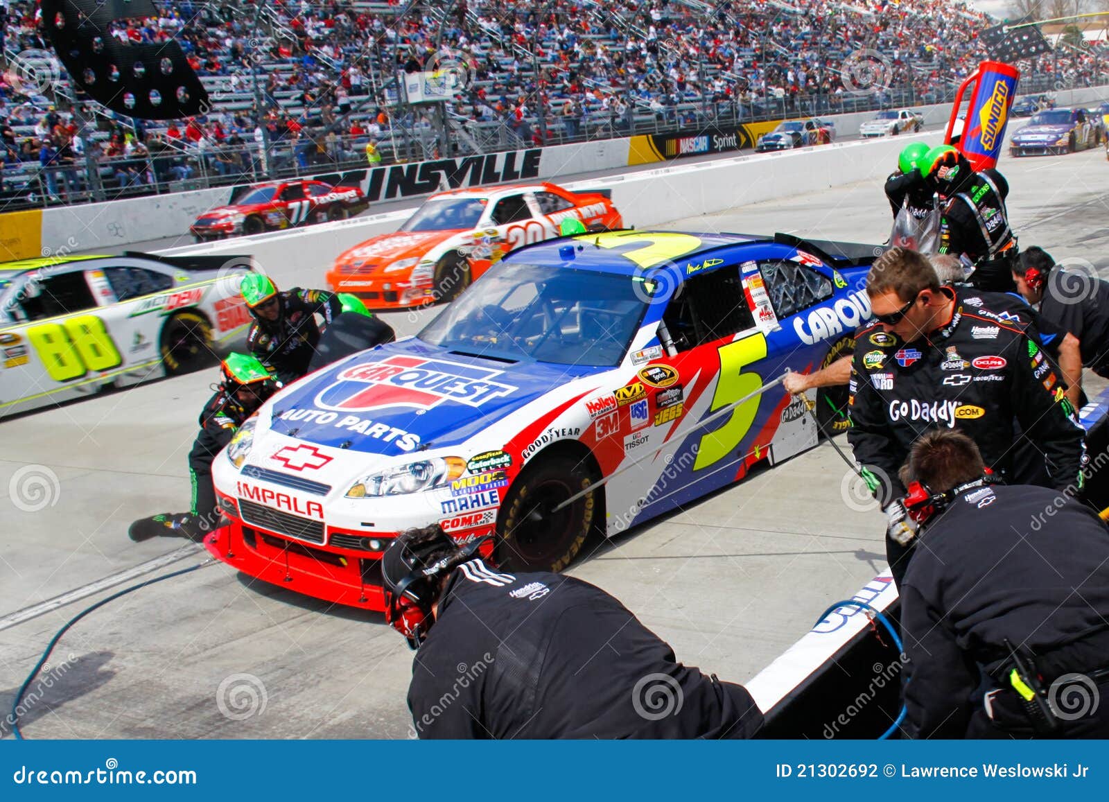 NASCAR - Martin S Pit Crew in Action Editorial Photography - Image of ...