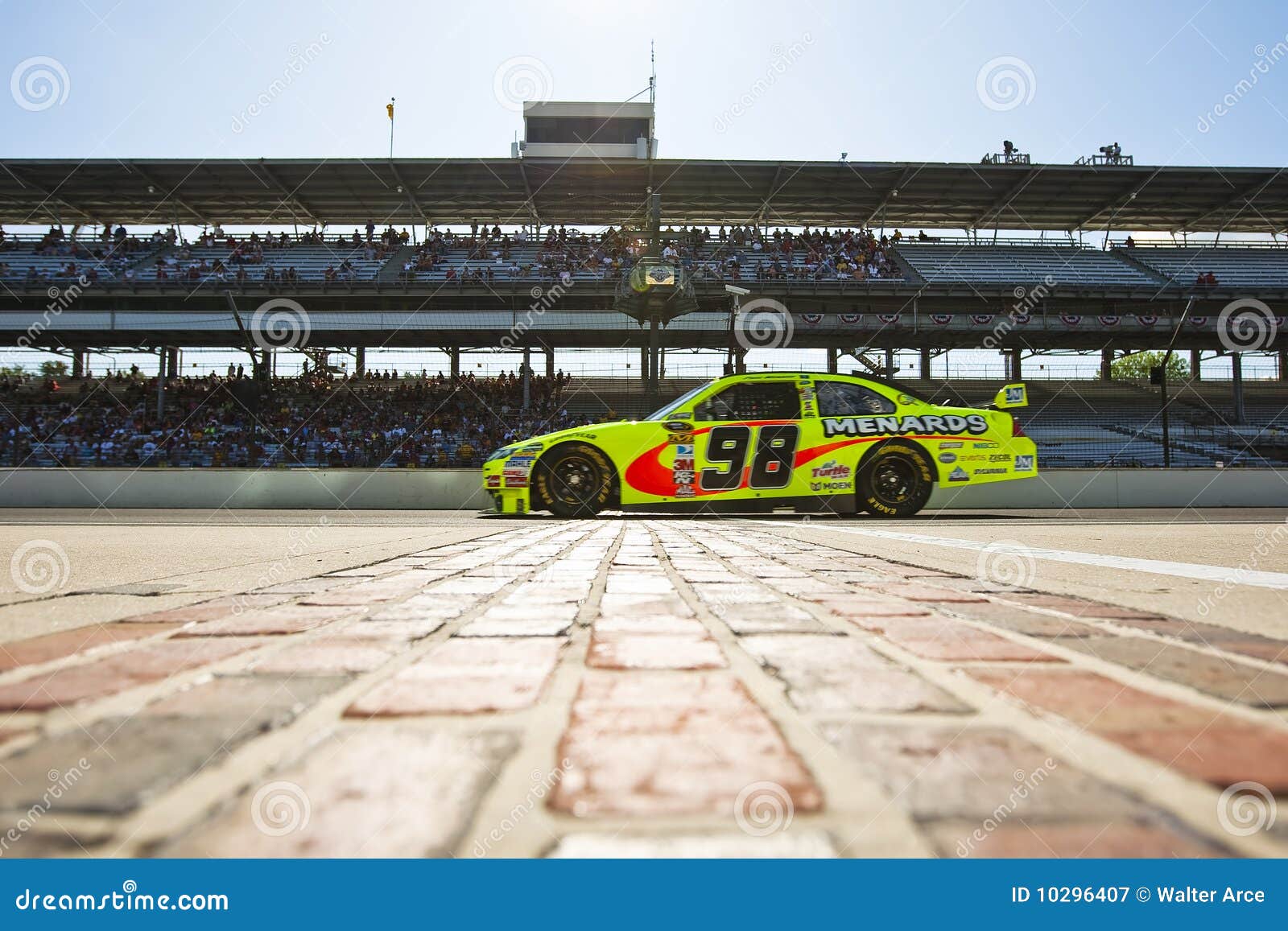 NASCAR: Menard S Ford Allstate 400 Editorial Photography - Image of ...