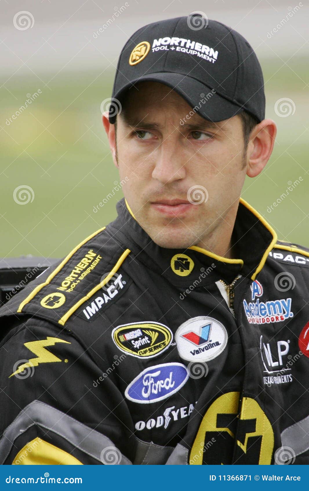 NASCAR: October 02 Price Chopper 400 Editorial Photo - Image of racing ...