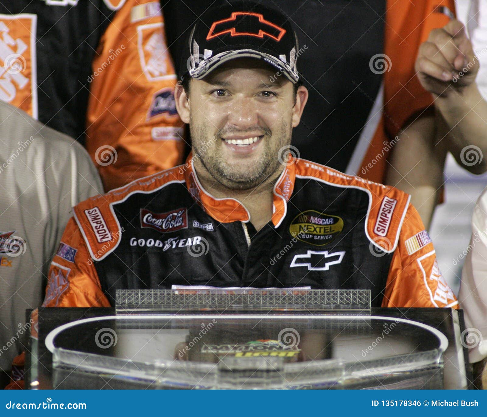 2006 NASCAR Pepsi 400 foto editorial. Imagen de existencias - 135178346