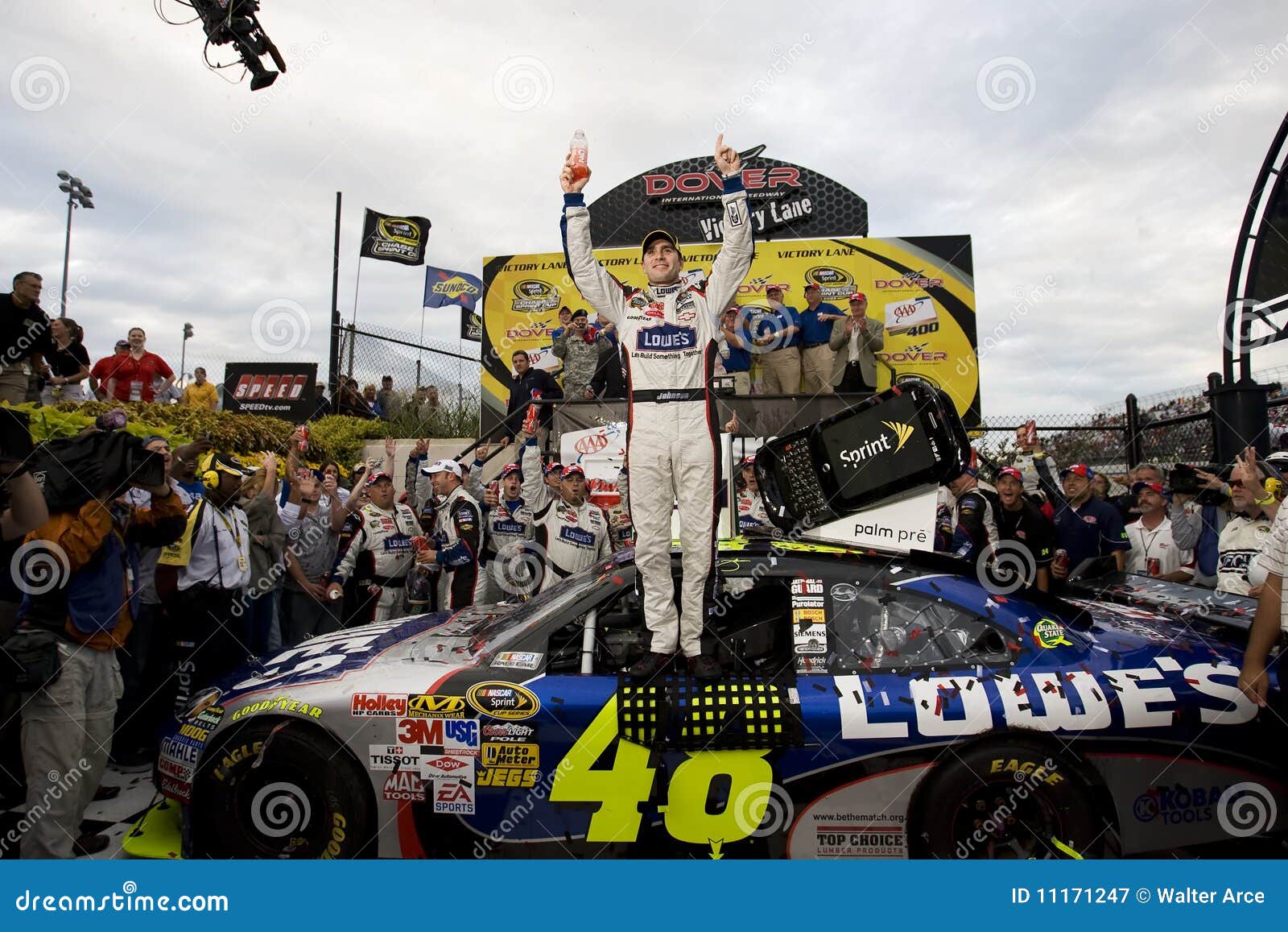 NASCAR: September 27 AAA 400 Editorial Photography - Image of monster ...