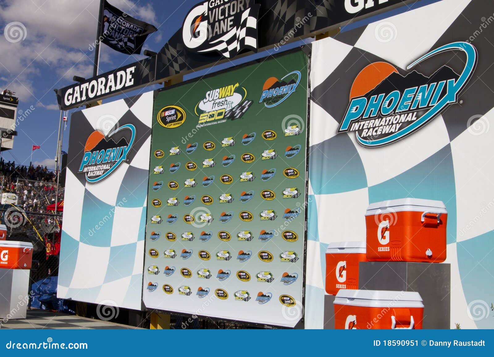 NASCAR Sprint Cup Victory Lane Editorial Photo - Image of leader, motor ...