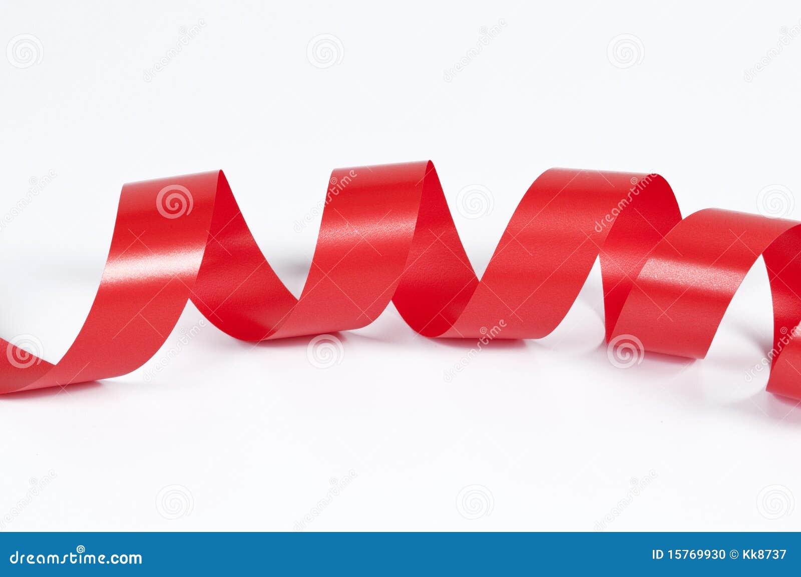 Nastro rosso fotografia stock. Immagine di partito, regalo - 15769930