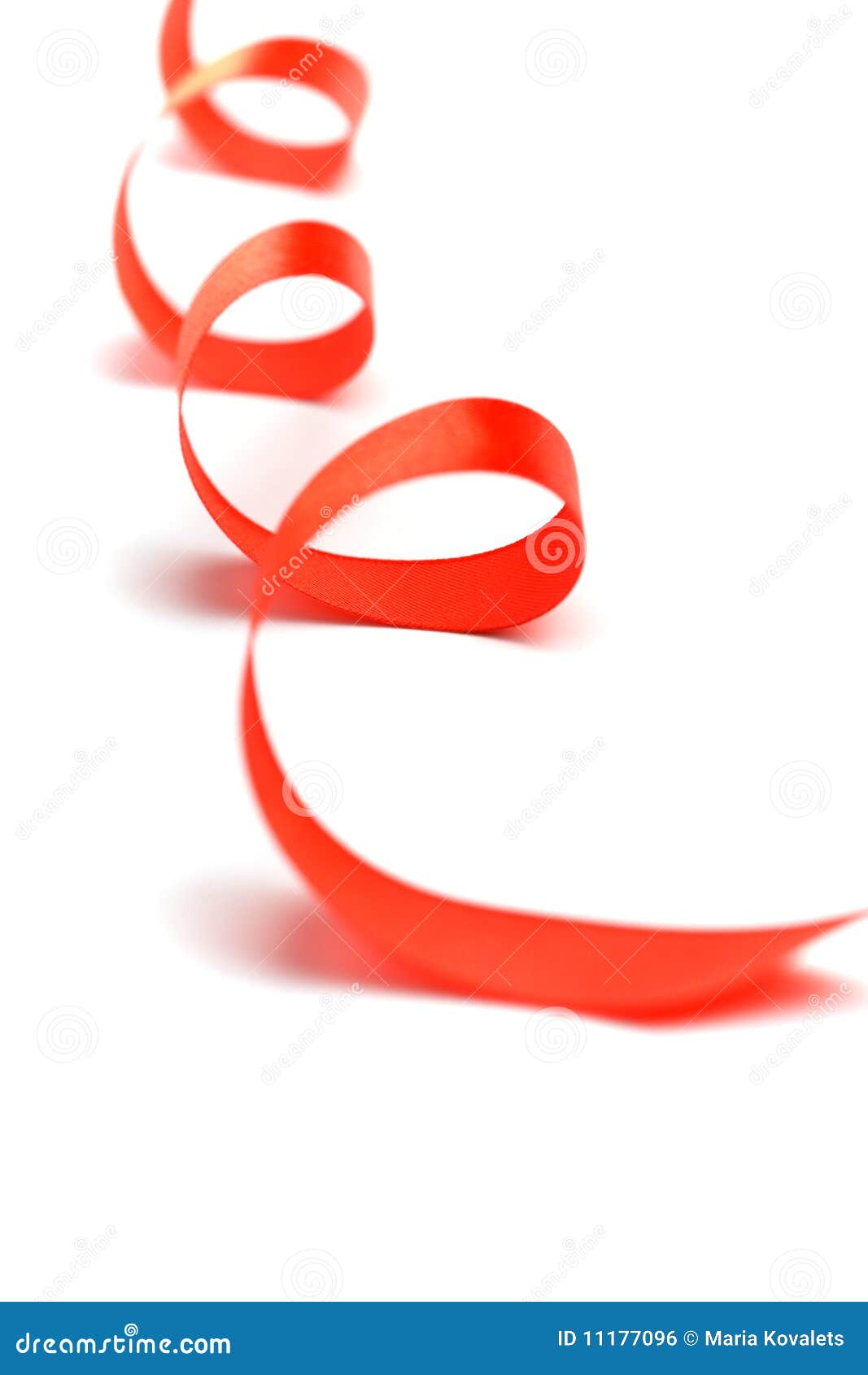 Nastro rosso del raso fotografia stock. Immagine di sfondo - 11177096