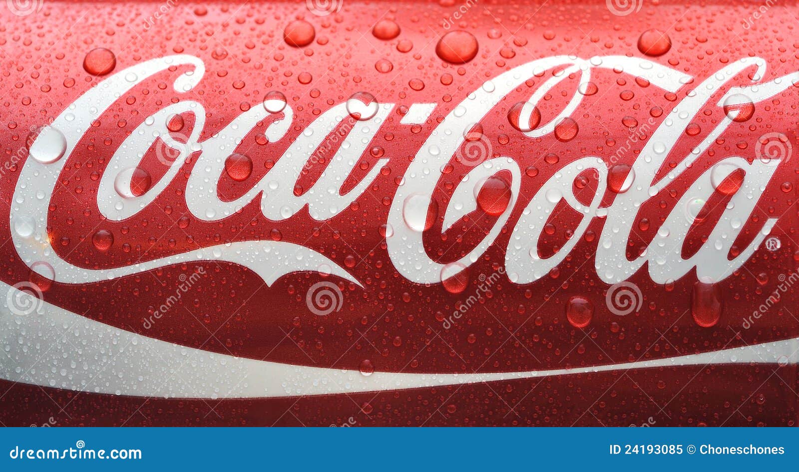 Nat kan van Coca-cola redactionele afbeelding. Image of verfrissing ...