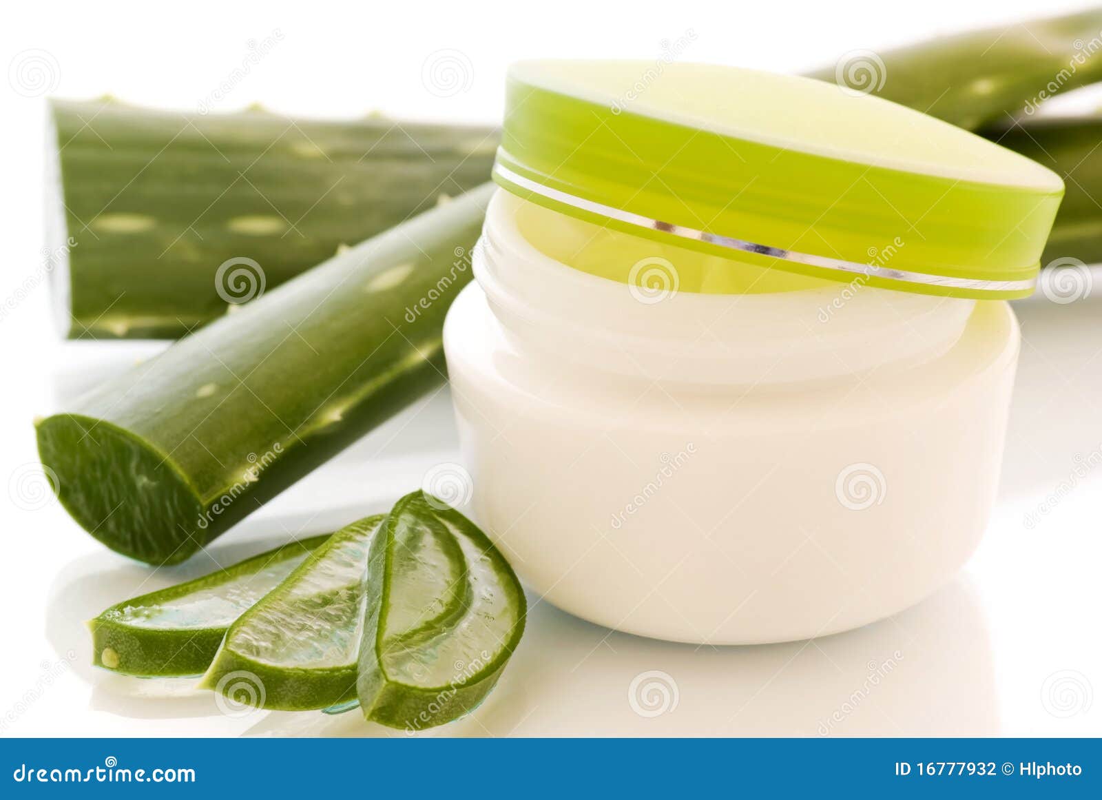 Nata de Vera del áloe foto de archivo. Imagen de crudo - 16777932