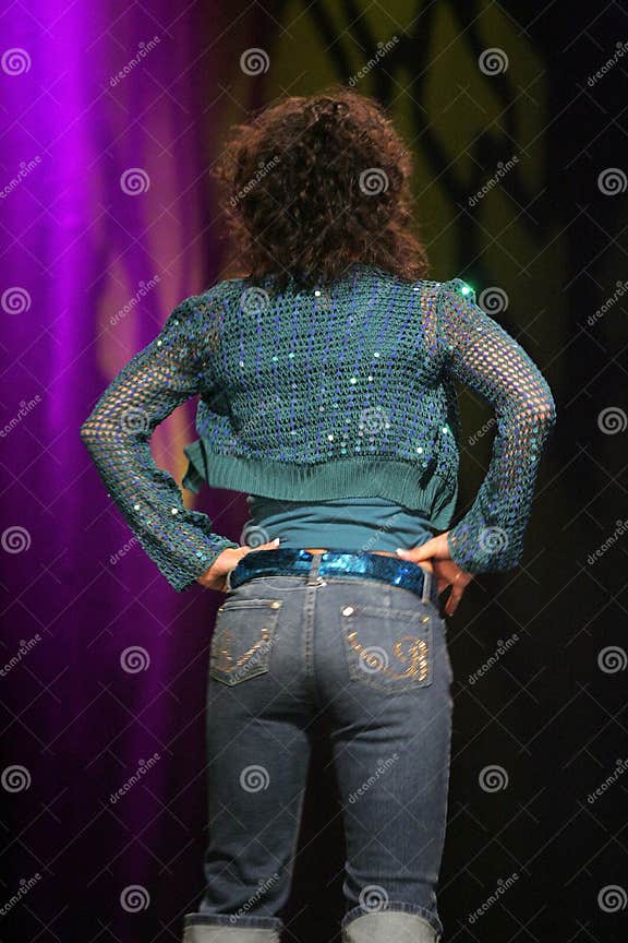 Natalie Raitano photo éditorial. Image du mode, fondation - 38005811