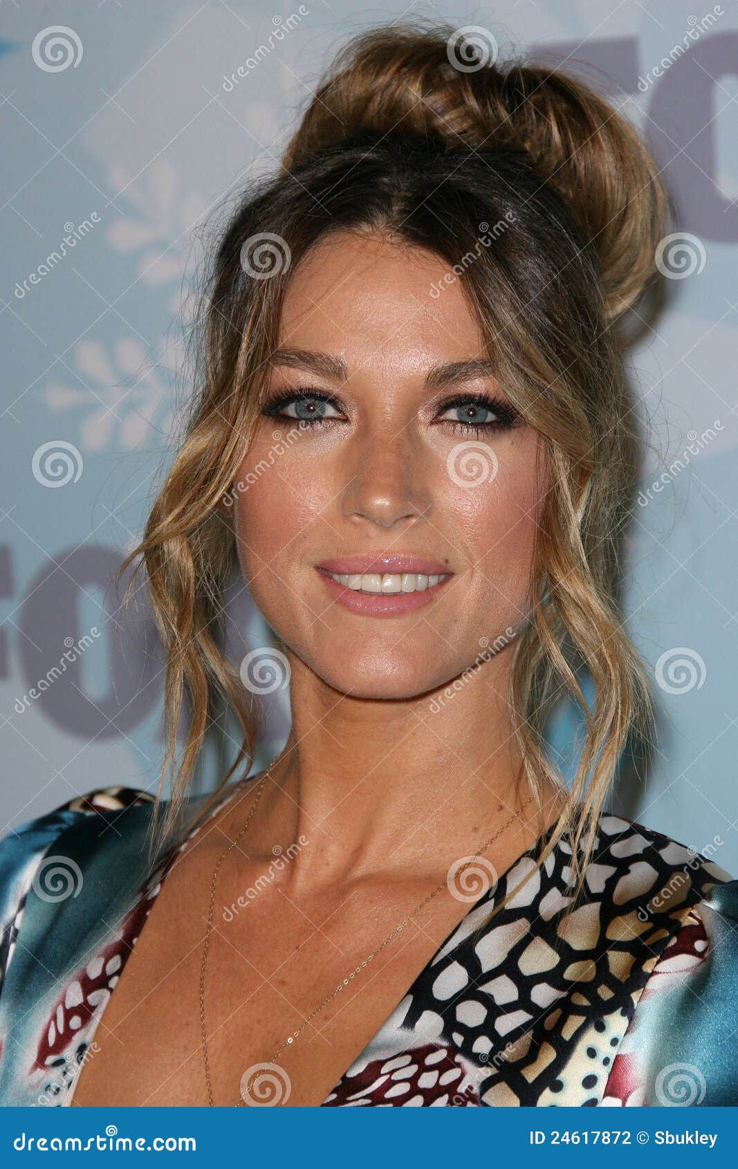 Natalie Zea editorial photography. Image of pasadena - 24617872