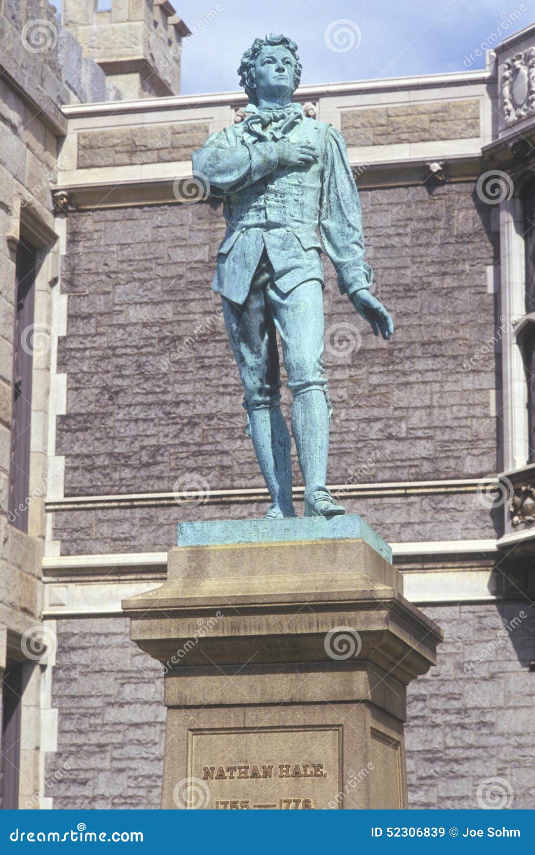 Nathan Hale, Revolutionary War Patriot Statue Stock Image - Image of ...