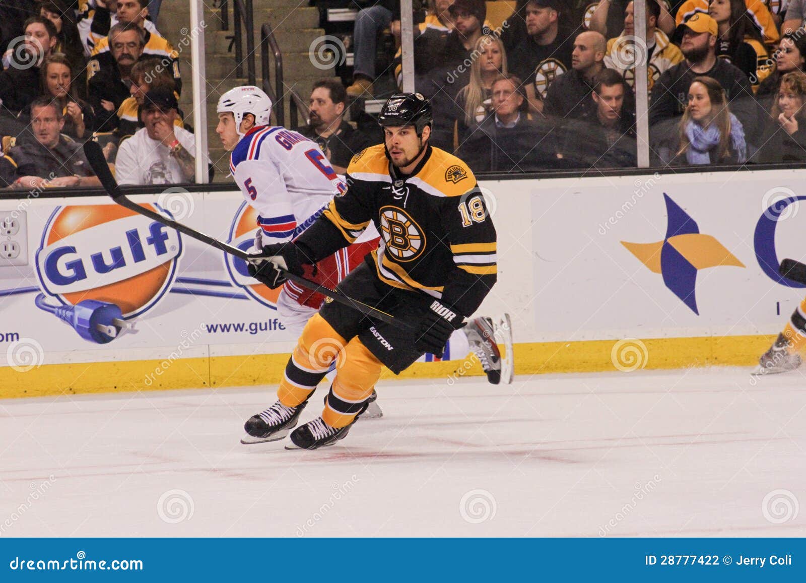 Nathan Horton Boston Bruins Editorial Photography - Image of pads, game ...