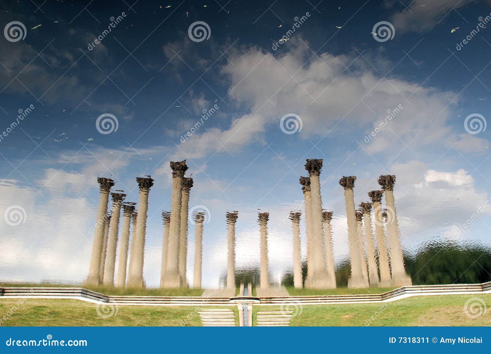 National Capitol Columns Reflected Editorial Photo - Image of columbia ...