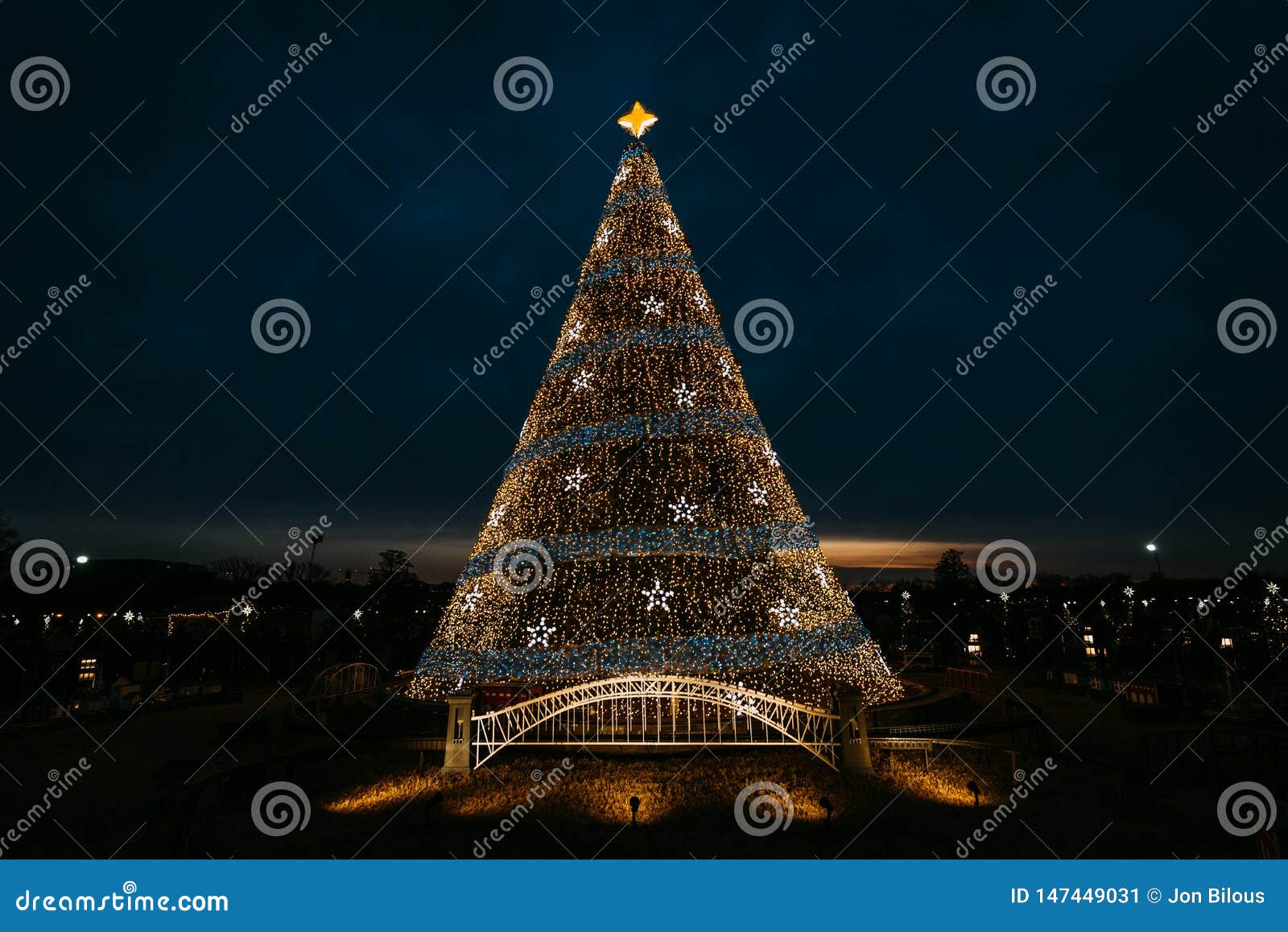 The National Christmas Tree at Night, in Washington, DC Stock Image ...