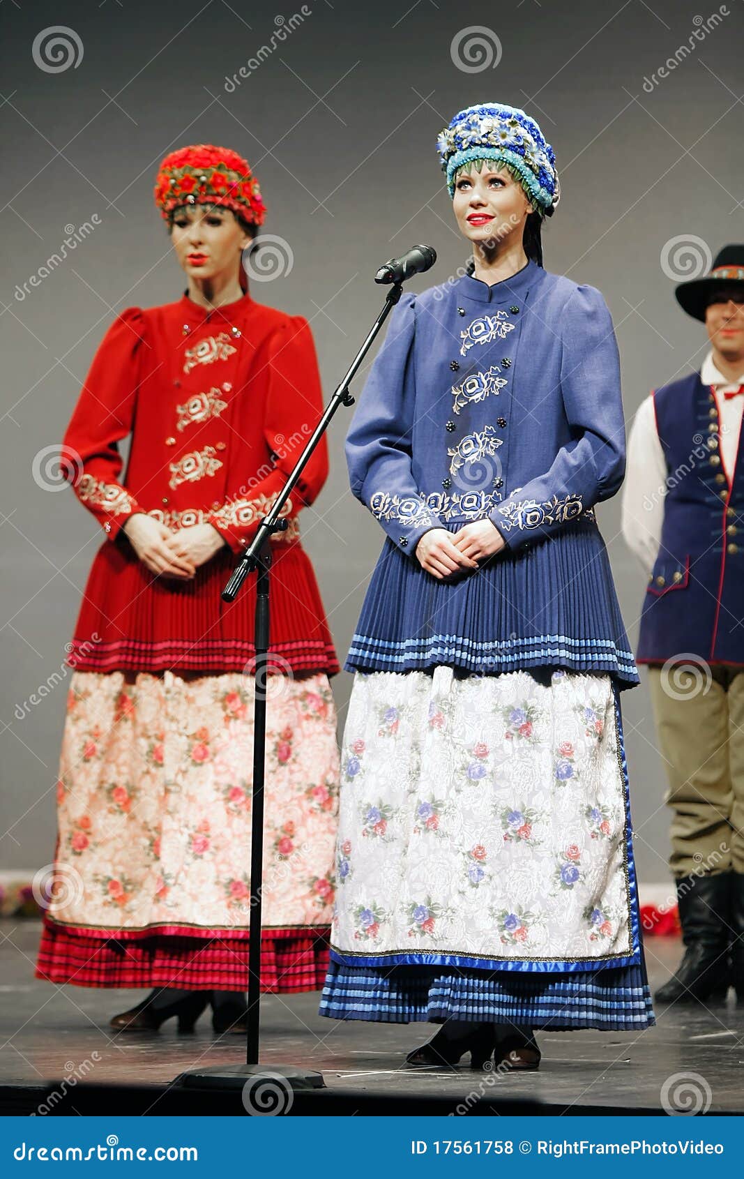 National Dance Troupe of Poland - Mazowsze Editorial Stock Photo ...