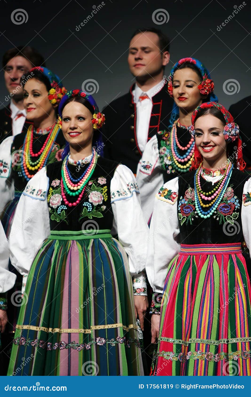 National Dance Troupe of Poland - Mazowsze Editorial Stock Image ...