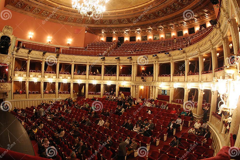 National Opera Bucharest editorial image. Image of lights - 9550315
