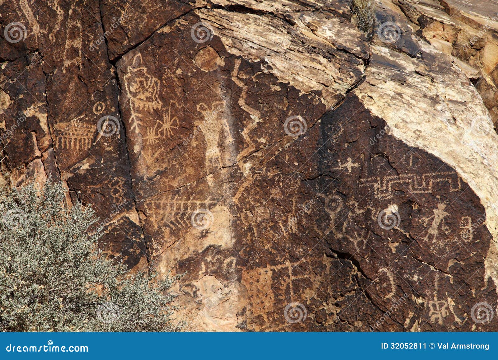 Native American Petroglyphs Stock Image - Image of drawing, design ...