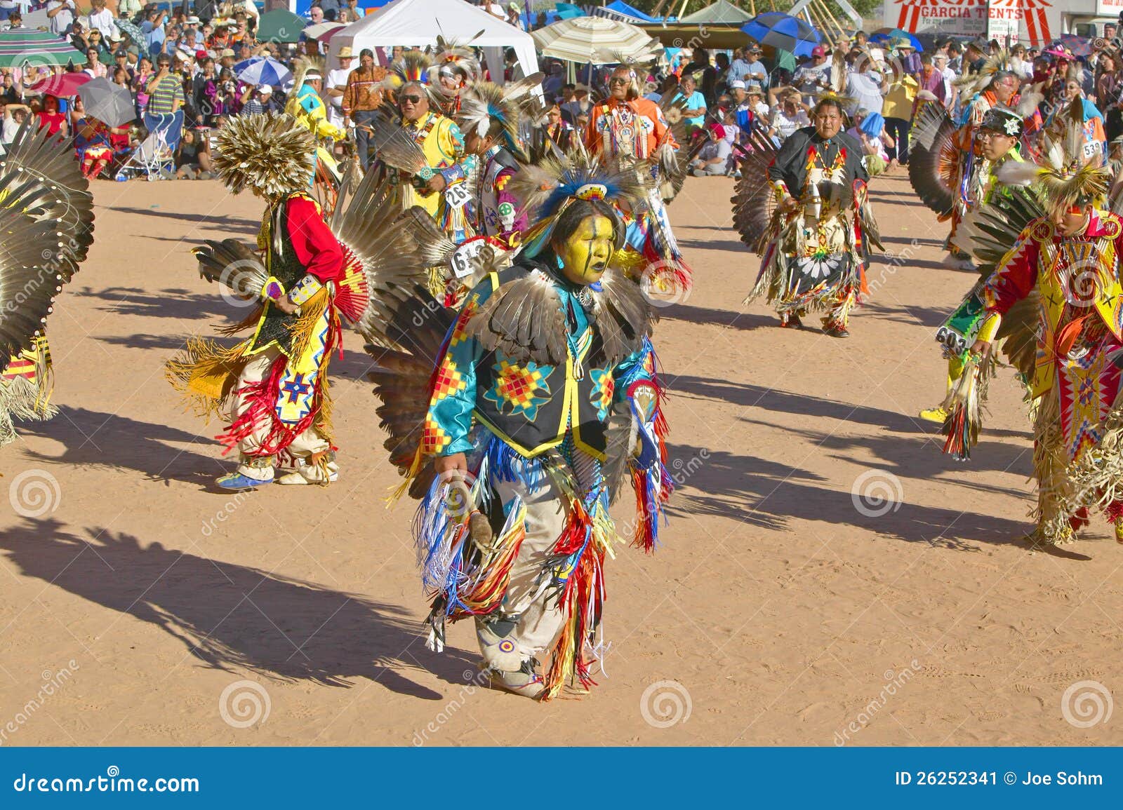 Native Americans in Full Regalia Editorial Photo - Image of traditional ...