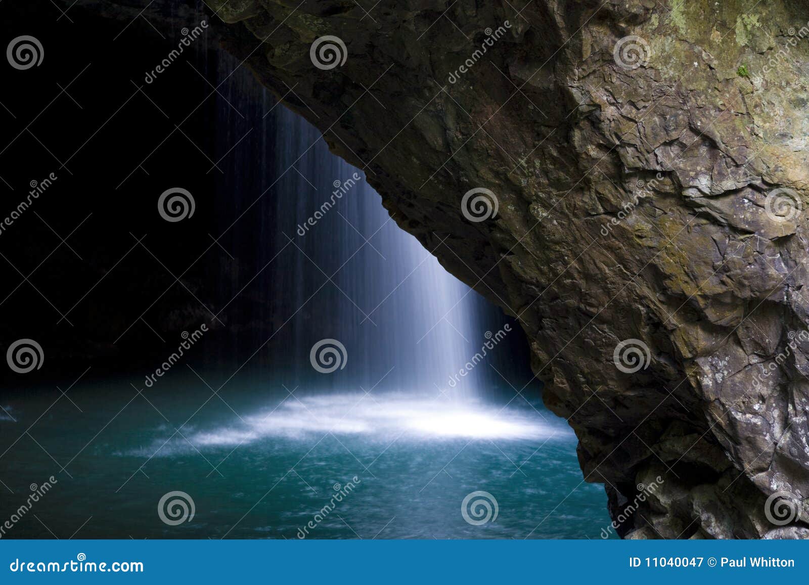 Natural arch stock image. Image of stream, clean, fresh - 11040047