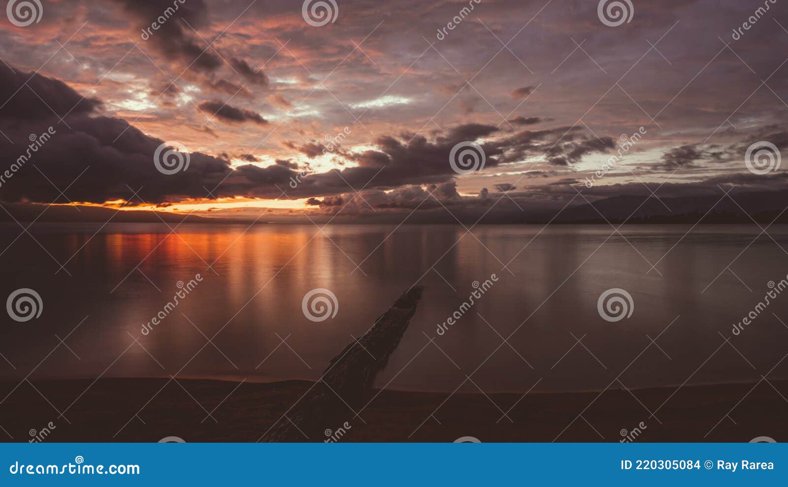 The Natural Beauty of Lake Poso Stock Photo - Image of corn, diambil ... The Natural Beauty of Lake Poso Stock Photo - Image of corn, diambil ...