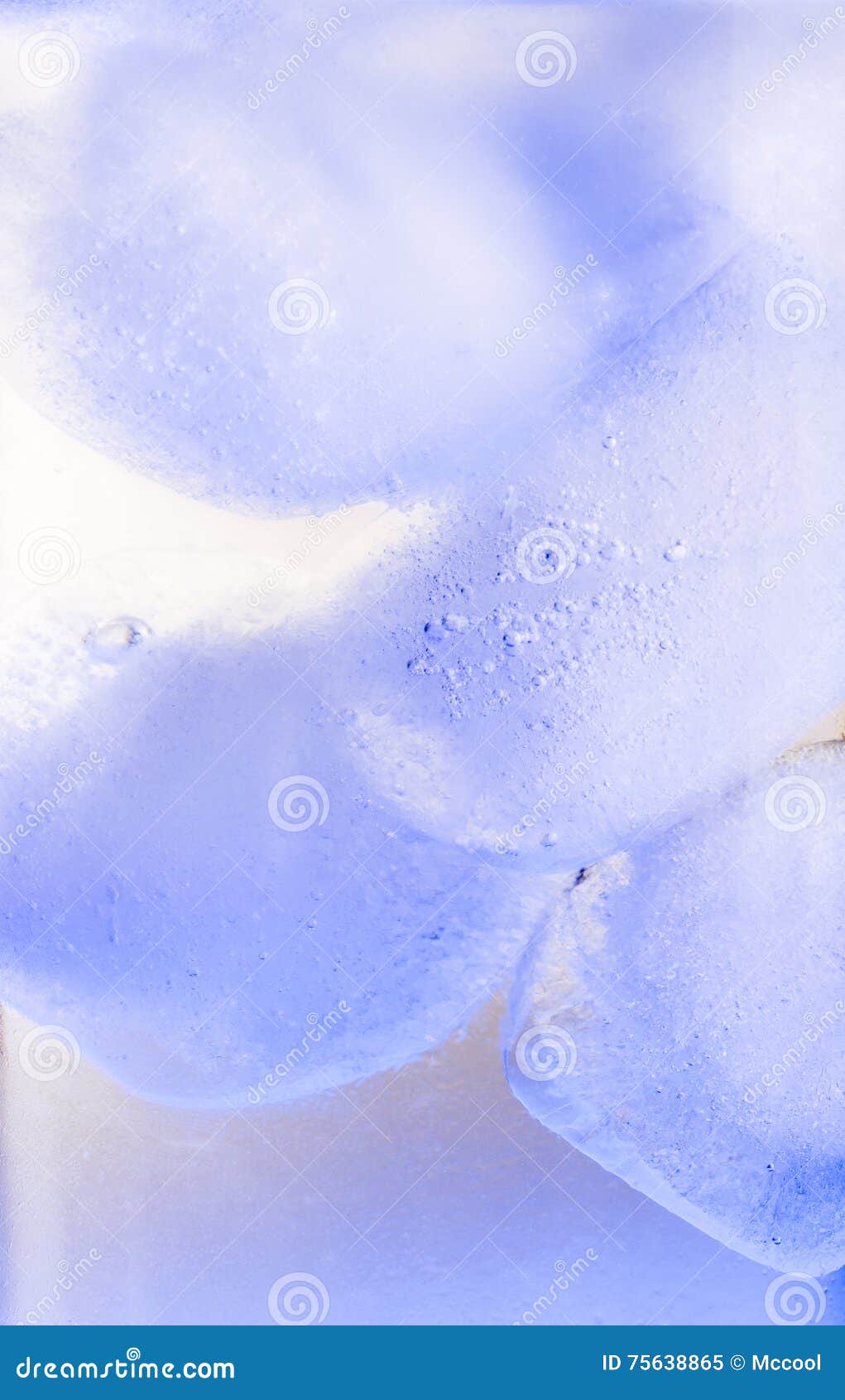 Natural cubes of ice stock image. Image of food, melt - 75638865