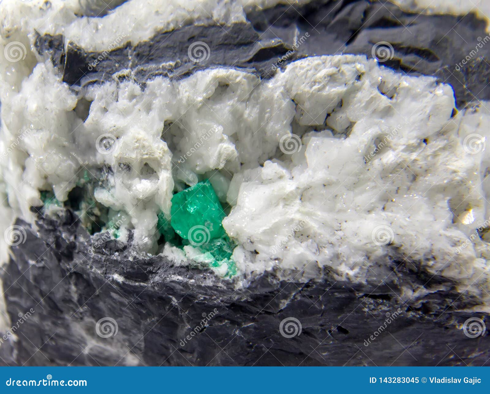 Natural emerald mineral stock image. Image of beryl - 143283045