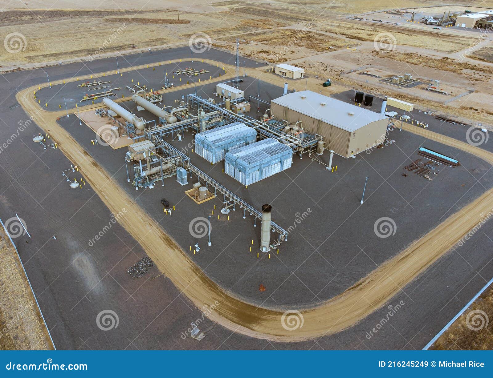 Natural Gas Facility in Eastern Plains Stock Image - Image of network ...