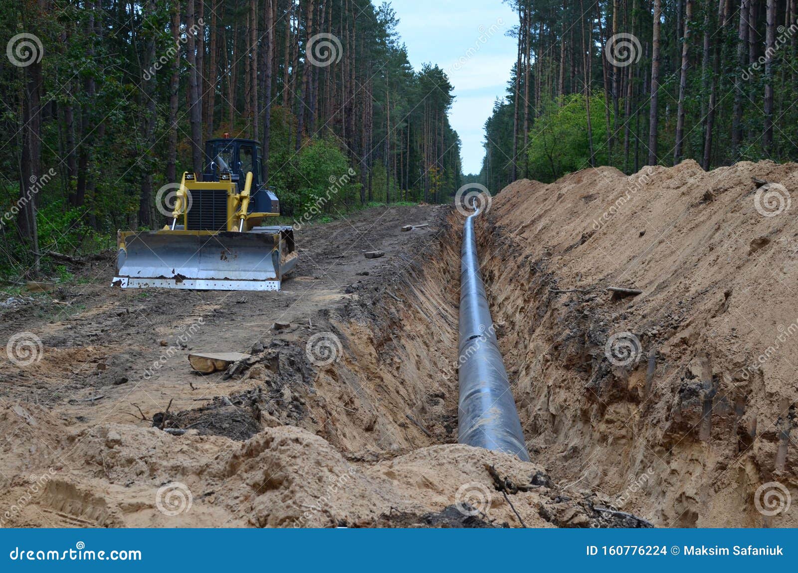 Natural Gas Pipeline Construction Work. Stock Photo - Image of drilling ... Natural Gas Pipeline Construction Work. Stock Photo - Image of drilling ...