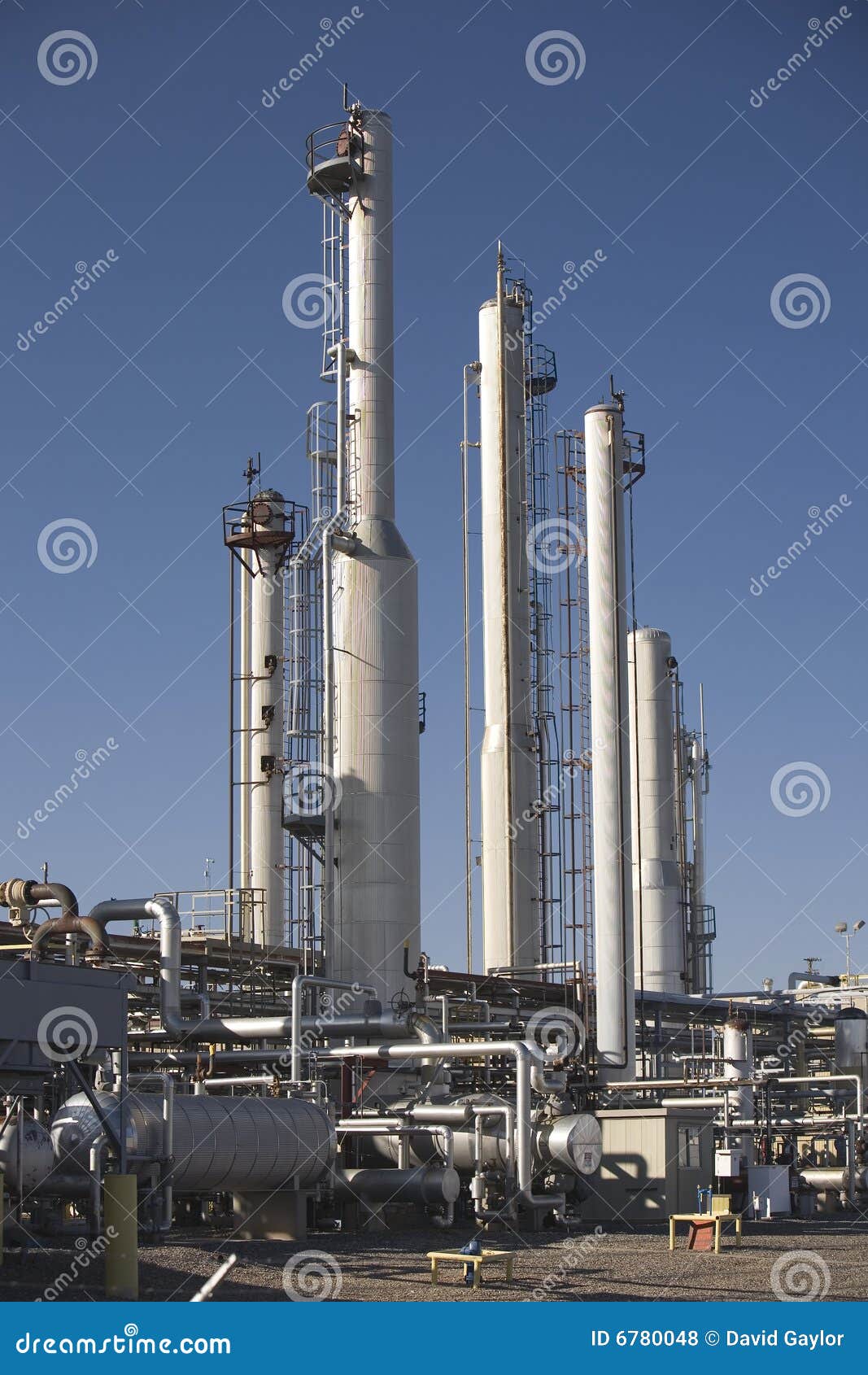 Natural Gas Processing Plant Stock Photo - Image of pipeline ...